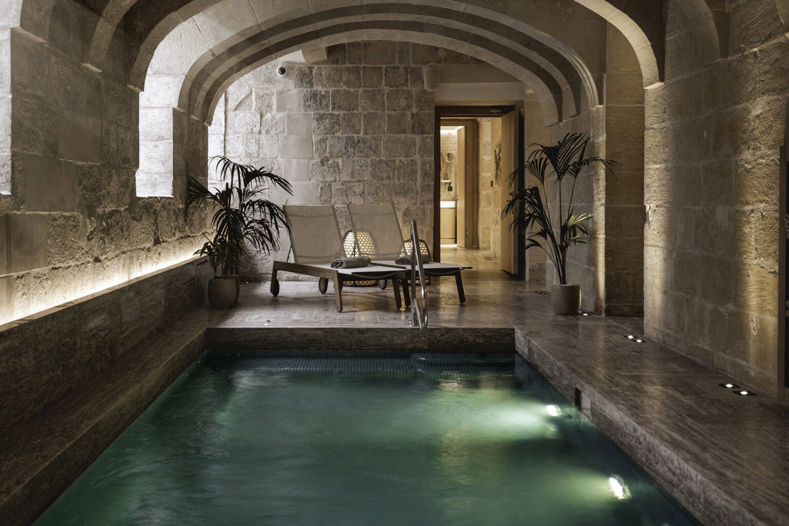 Locations - Dee Spas